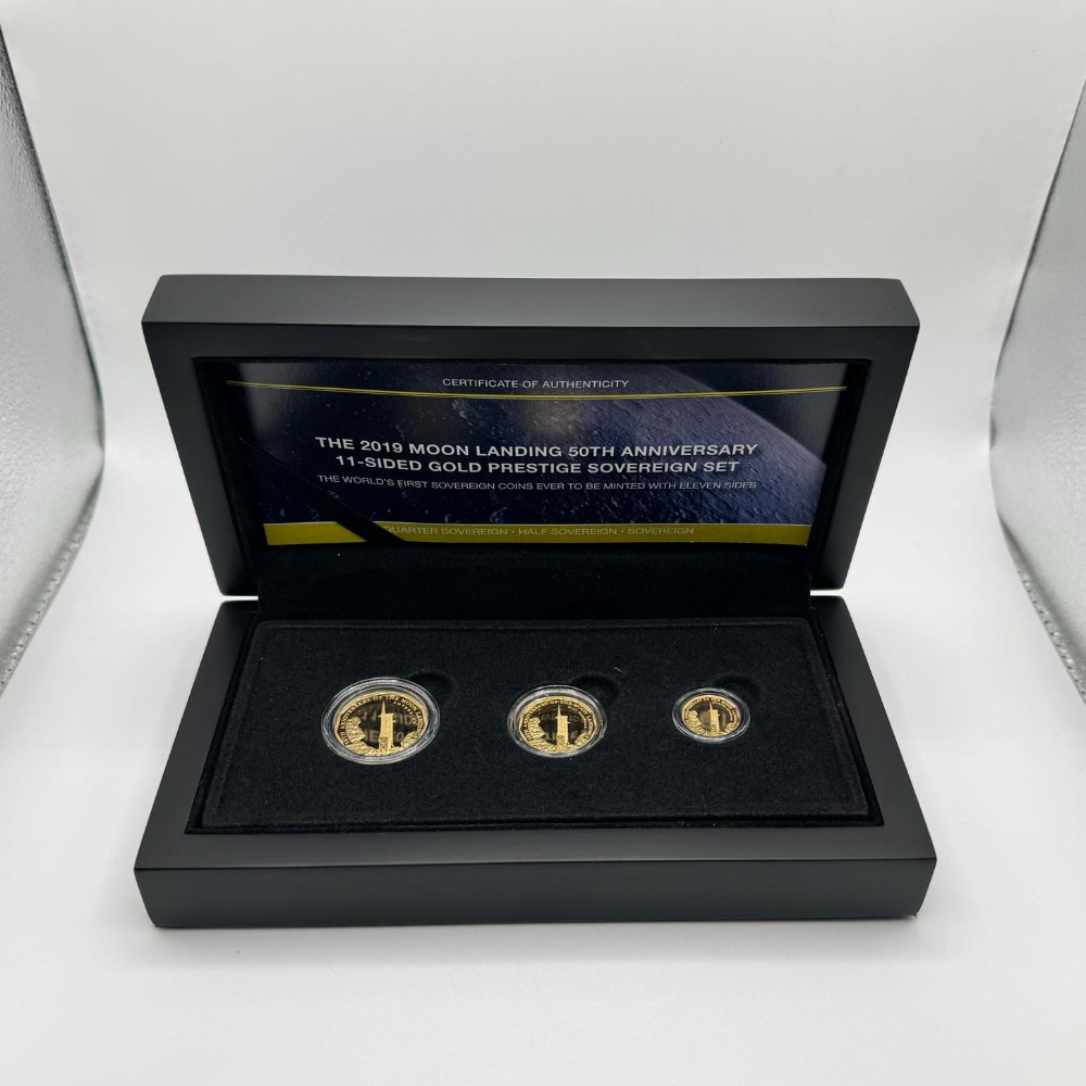 The 2019 Moon Landing 50th Anniversary Three Coin Set (11-Sided) - Own4Less